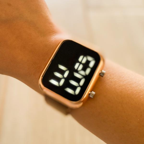 RELOJ DIGITAL MAGNETICO TORNASOL 2923 – Benny Store